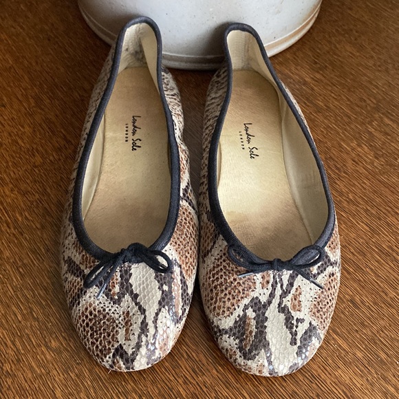 London Sole | Shoes | London Sole Ballet Flats Snake Pattern | Poshmark